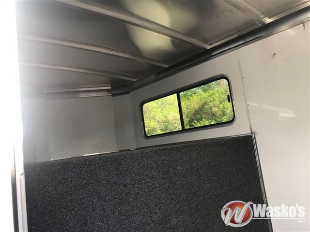 2005-Sundowner-Sunlite-727-4-Horse-Slant-w/Dressing-Room - Wasko's Inc.